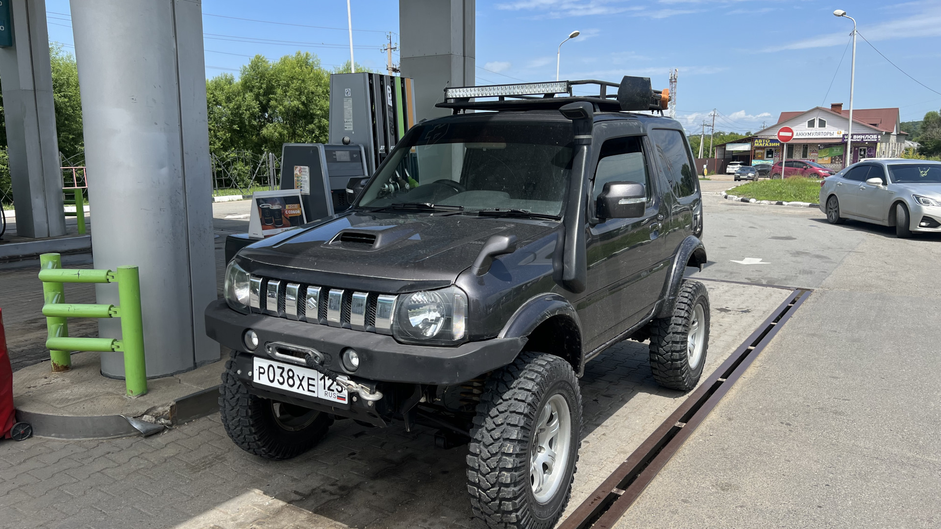 Suzuki Jimny 0.7 бензиновый 2011 | Custom_service_125 на DRIVE2
