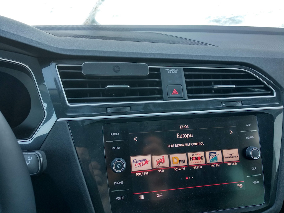 Держатель смартфона — Volkswagen Tiguan (2G), 1,4 л, 2018 года ...
