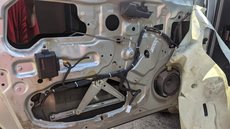 #5 Установка двух сторонней сигнализации, и доводчик стеклоподъемников ...