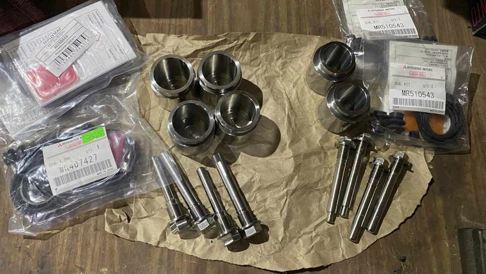 3. Замена поршней на нержавейку — Mitsubishi Pajero (4G), 3 л, 2011 ...