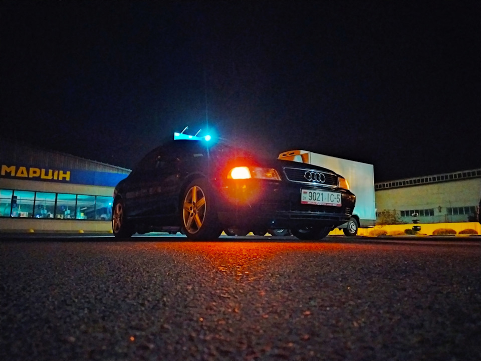 Немножко американочка🇺🇸 — Audi A4 (B5), 1,6 л, 1998 года | тюнинг | DRIVE2