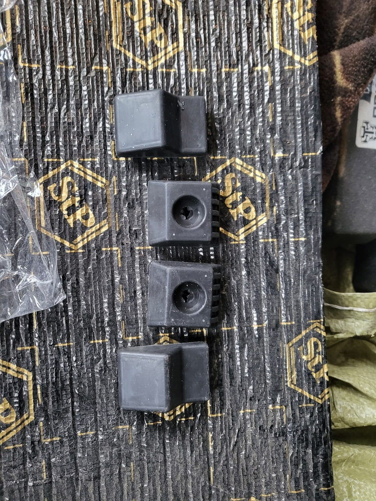 Замена упоров крышки багажника — Mercedes-Benz E-Class Coupe (C124), 3 ...