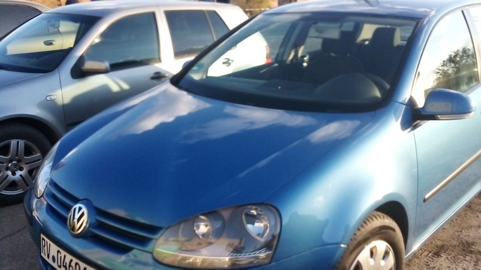 Volkswagen Golf Mk5 1.4 бензиновый 2004 | Blue на DRIVE2