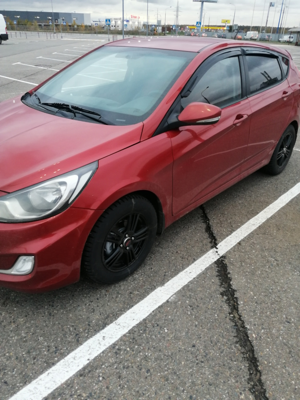 Переобувка. — Hyundai Solaris (1G), 1,6 л, 2011 года | шины | DRIVE2