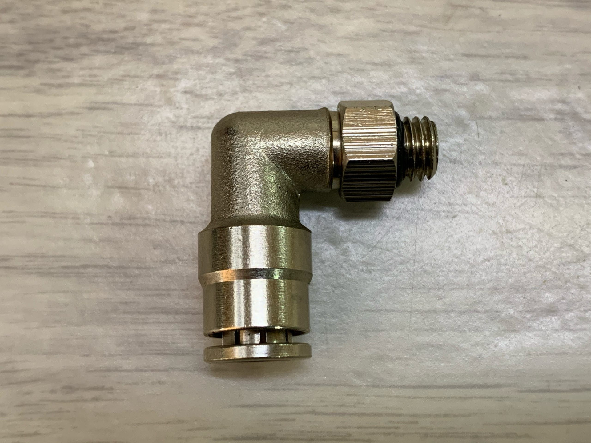 Штуцер подкачки колес компрессора пневмоподвески Wabco — Bersa-Tools на ...