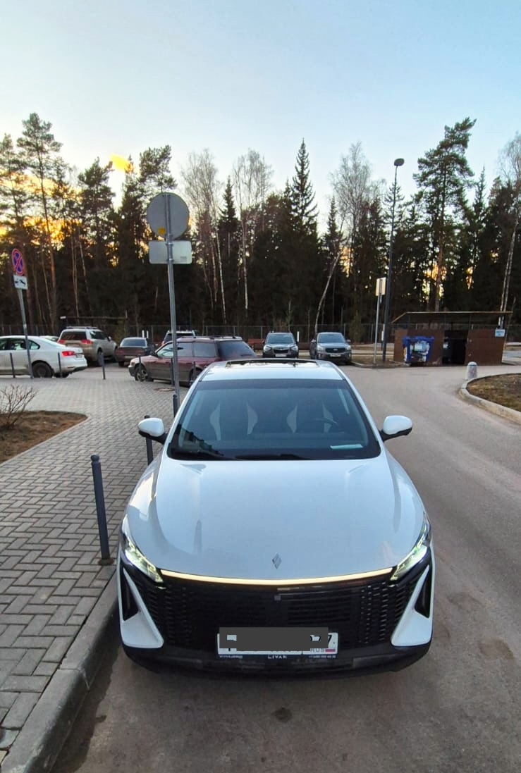 Changan UNI-V против Livan S6Pro — Livan S6 Pro, 1,5 л, 2023 года | видео | DRIVE2