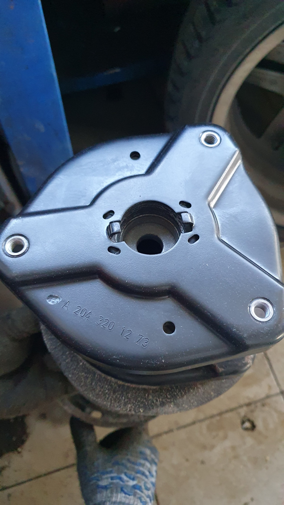 A2043201273 Опора стойки амортизационной Mercedes | Запчасти на DRIVE2