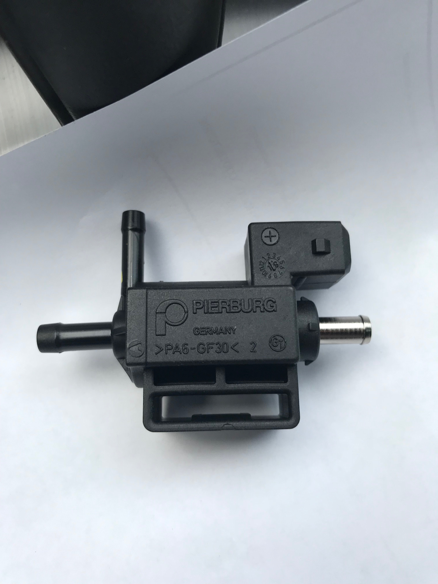 Клапан управления турбиной — Volvo S60 (2G), 2,5 л, 2011 года | визит ...