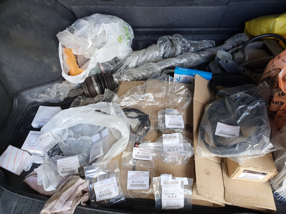 Нельзя просто так взять и поменять ГРМ. — Mitsubishi Lancer IX, 2 л ...