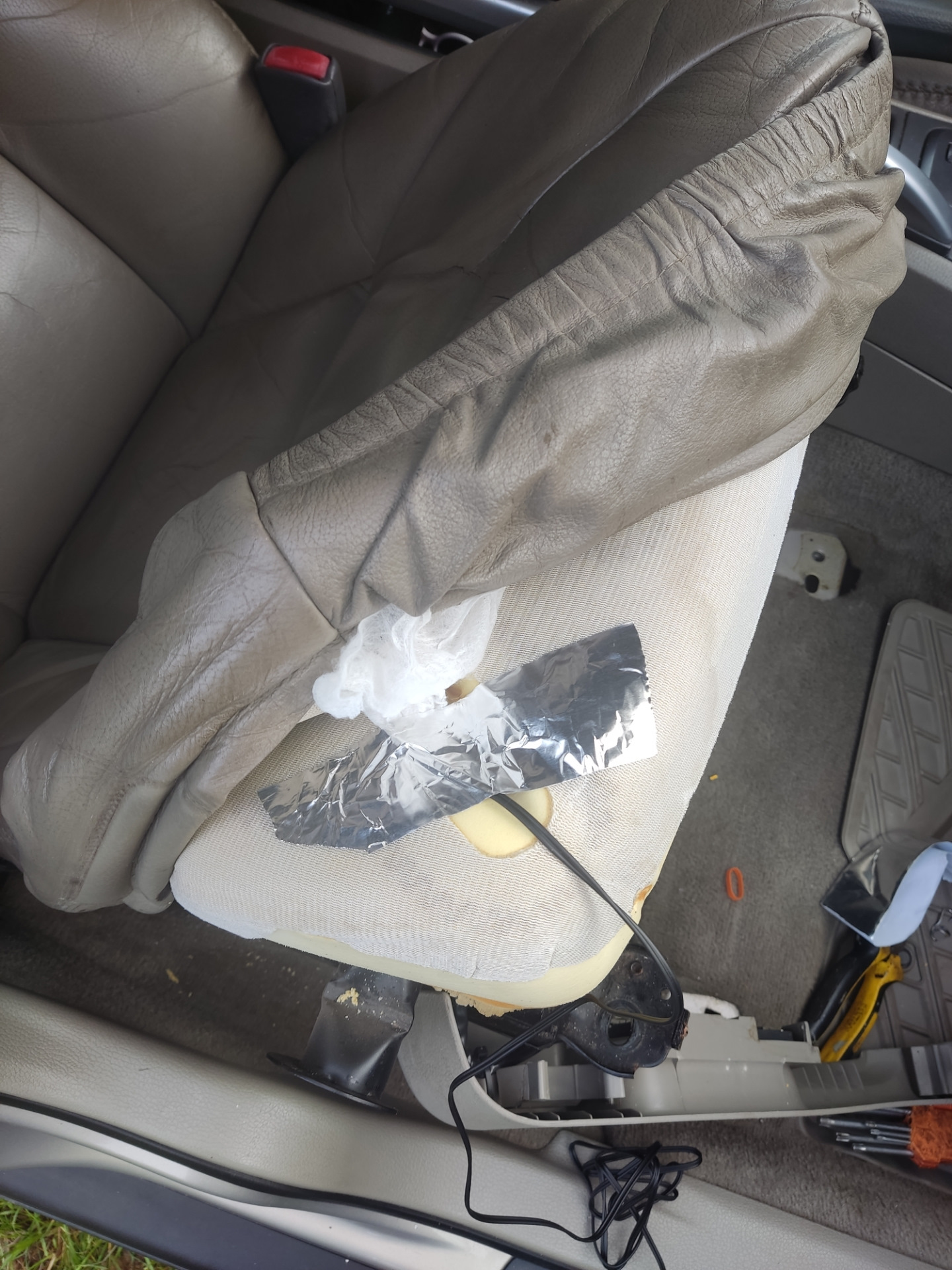 PDM-003E, сигнал слишком сильный — Volvo XC70 II, 2,4 л, 2001 года ...