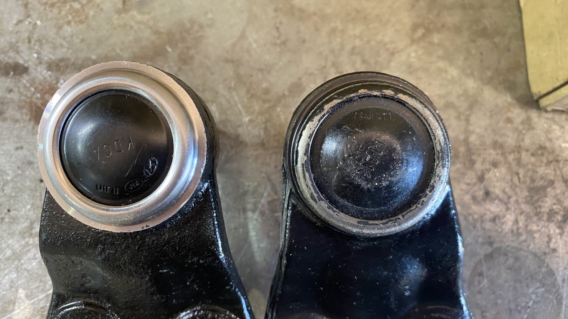 §147. Замена шаровых опор. — KIA Ceed SW (2G), 1,6 л, 2013 года ...