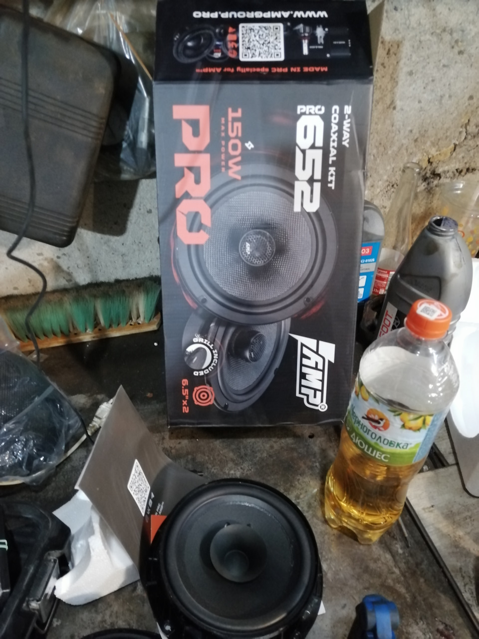 Колонки AMP PRO 652 и чашки от логана — Volkswagen Polo Sedan, 1,4 л, 2018 года | автозвук | DRIVE2