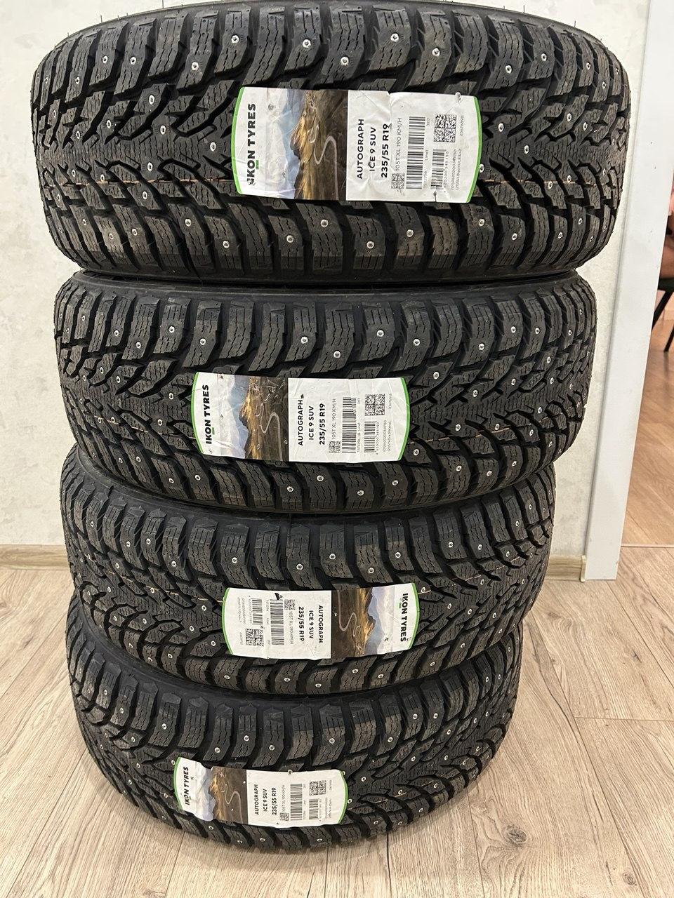 Шина Ikon (Nokian Tyres) Autograph Ice 9 SUV 235/55 R19 — Exeed TXL, 1,6 л, 2023 года | шины ...