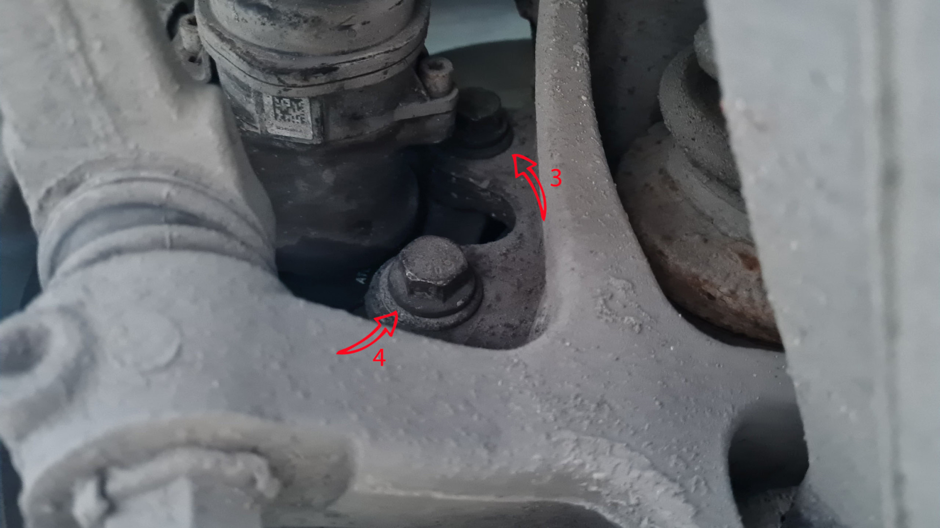 Замена задних тормозных дисков. — BMW 5 series (F10), 2,3 л, 2011 года ...