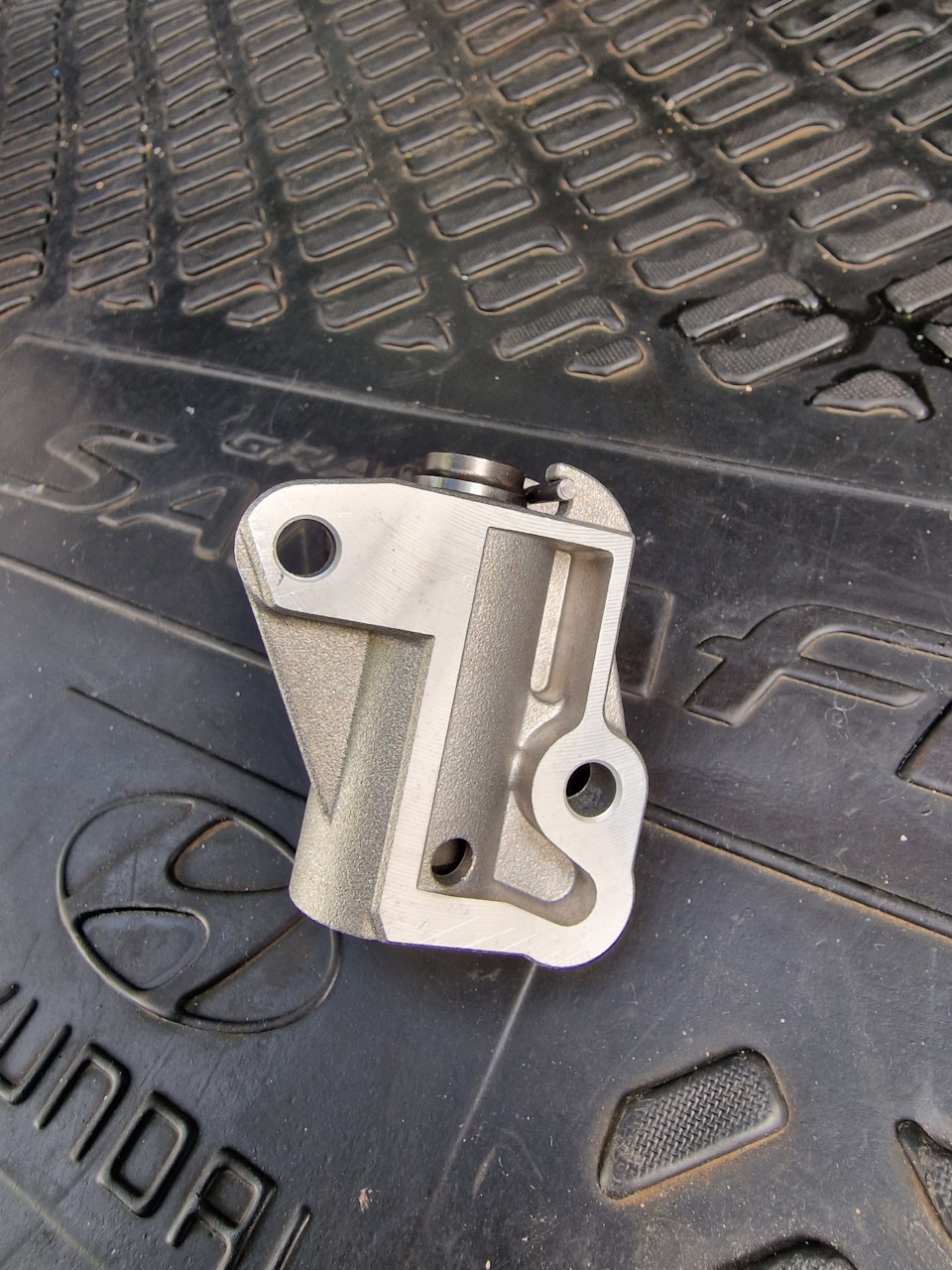 Запись 99 — замена цепей ГРМ в двигателе D4HB на казалось бы "детском ...