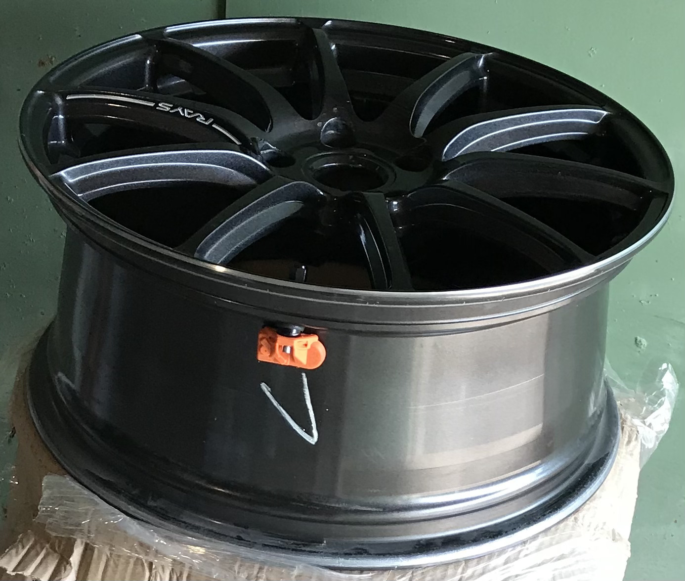 RAYS Gram Lights 57 Transcend. — Skoda Octavia RS A7 Mk3, 2 л, 2015 года | стайлинг | DRIVE2