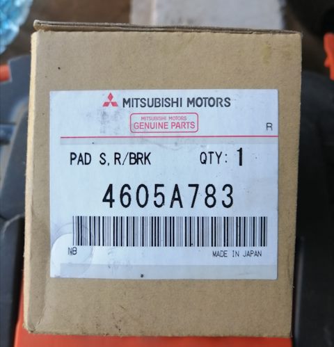 4605A783 Колодки тормозные RR PAJERO SPORT 09- Mitsubishi | Запчасти на ...