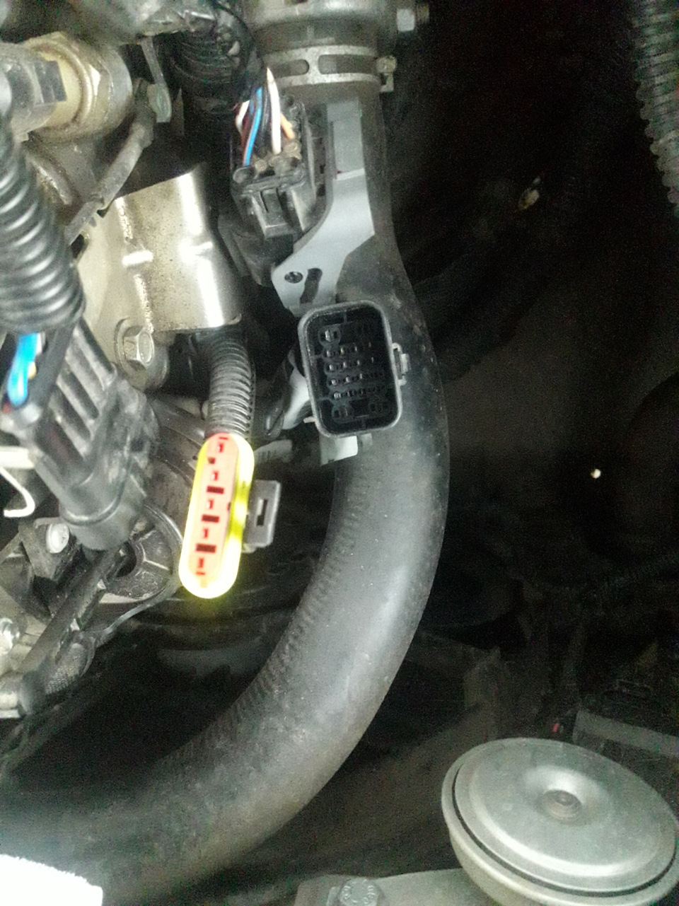 678950E020 Уплотнитель TOYOTA LEXUS | Запчасти на DRIVE2