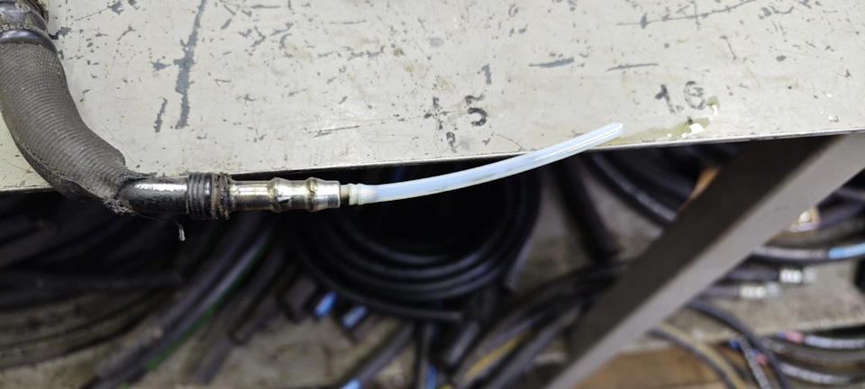 Замена шланга ГУР высокого давления 7P0422893AB — Volkswagen Touareg ...