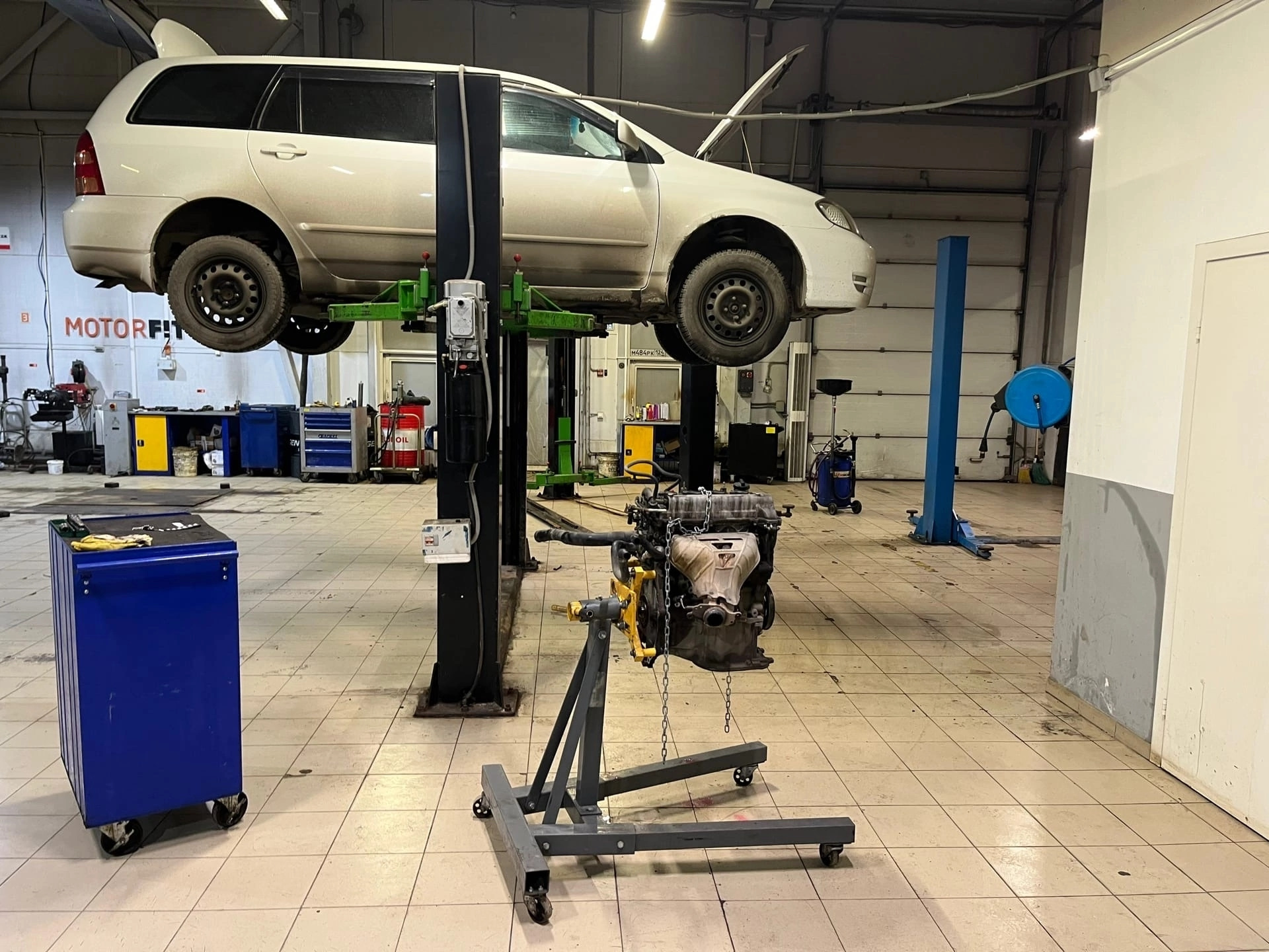 Садимся на диету 🤑 — Toyota Corolla Fielder (E120), 1,5 л, 2002 года ...