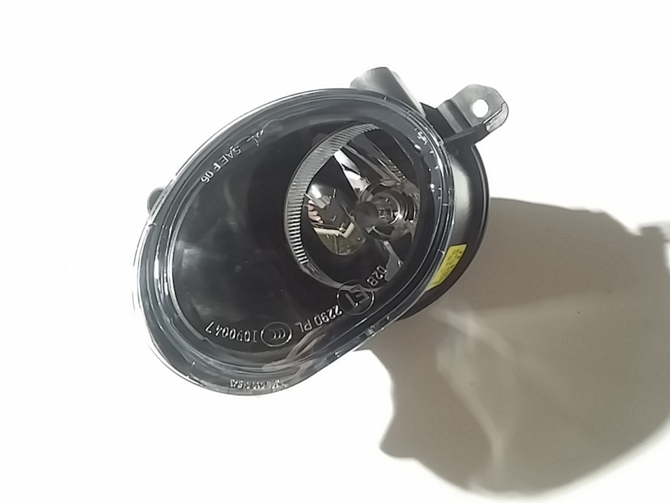 30764931 Противотуманная галогеновая фара для V50, 2007–2013 гг ...