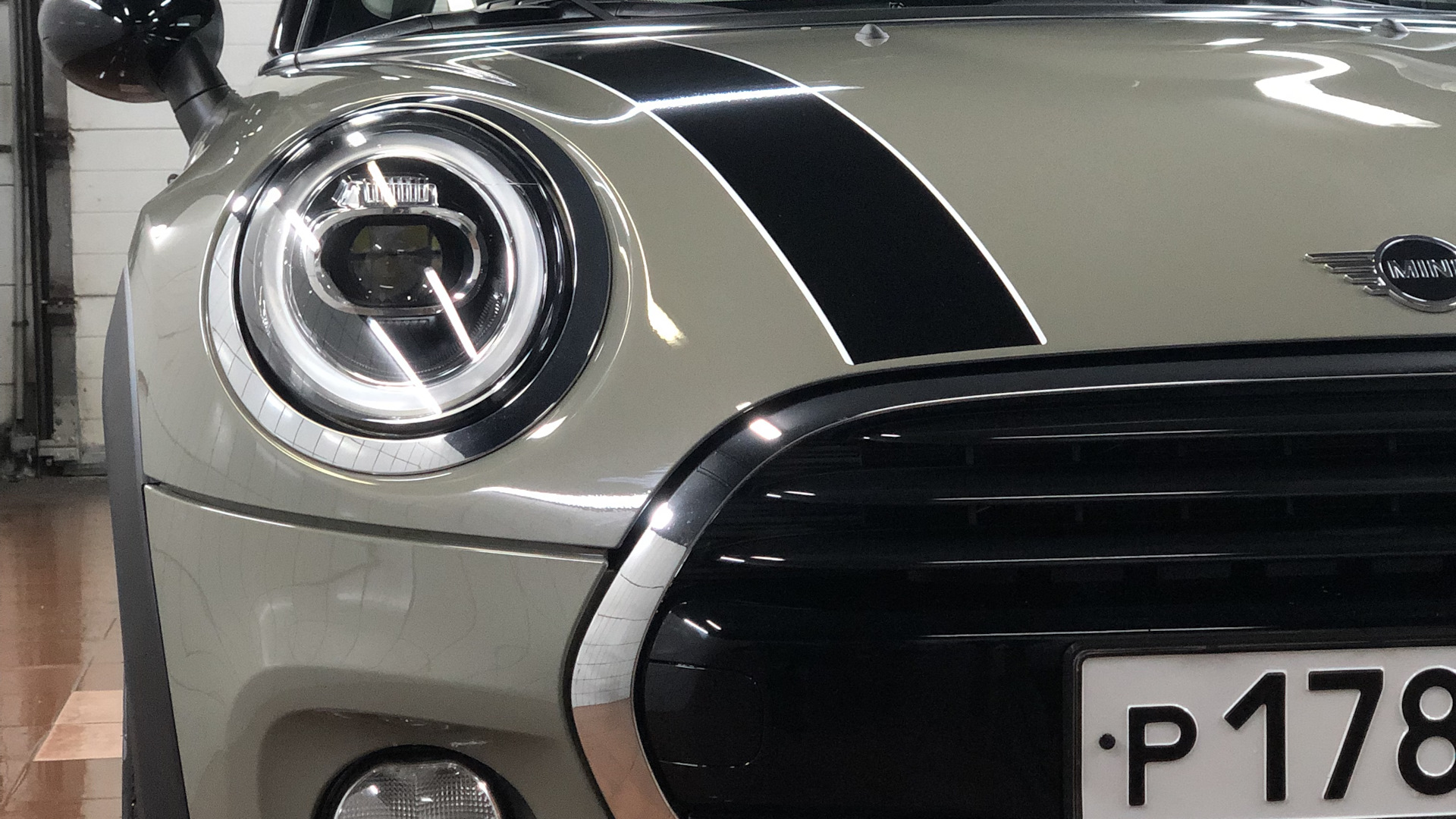 MINI Cooper Mk III 1.6 бензиновый 2018 | Emerald gray metallic на DRIVE2