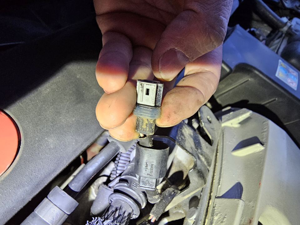 Замена штекера температуры ОЖ на w203, 203.045,111.955 — Mercedes-Benz ...