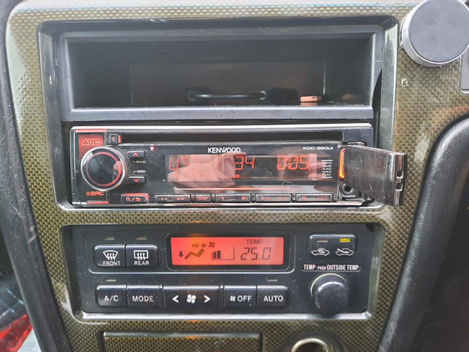 Поменял мафон на кенвуд — Toyota Mark II (100), 2,5 л, 1997 года ...