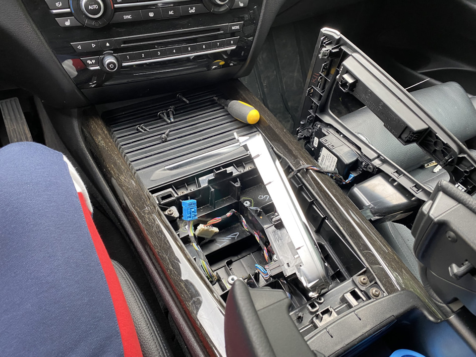 Кобра, блэк панель — BMW X5 (F15), 3 л, 2013 года | тюнинг | DRIVE2