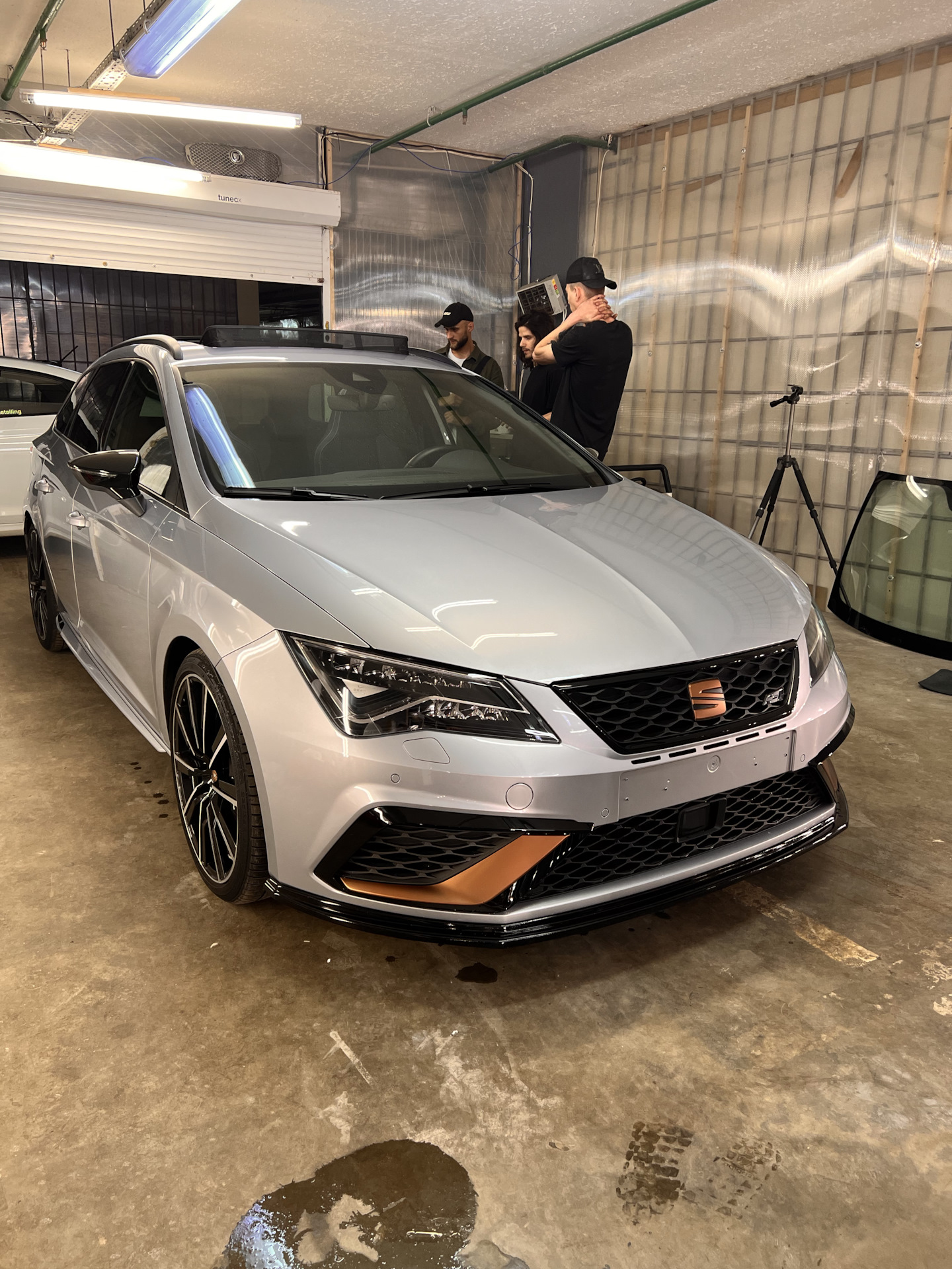 2. Cupra R look — SEAT Leon Cupra (Mk III), 2 л, 2019 года | тюнинг ...