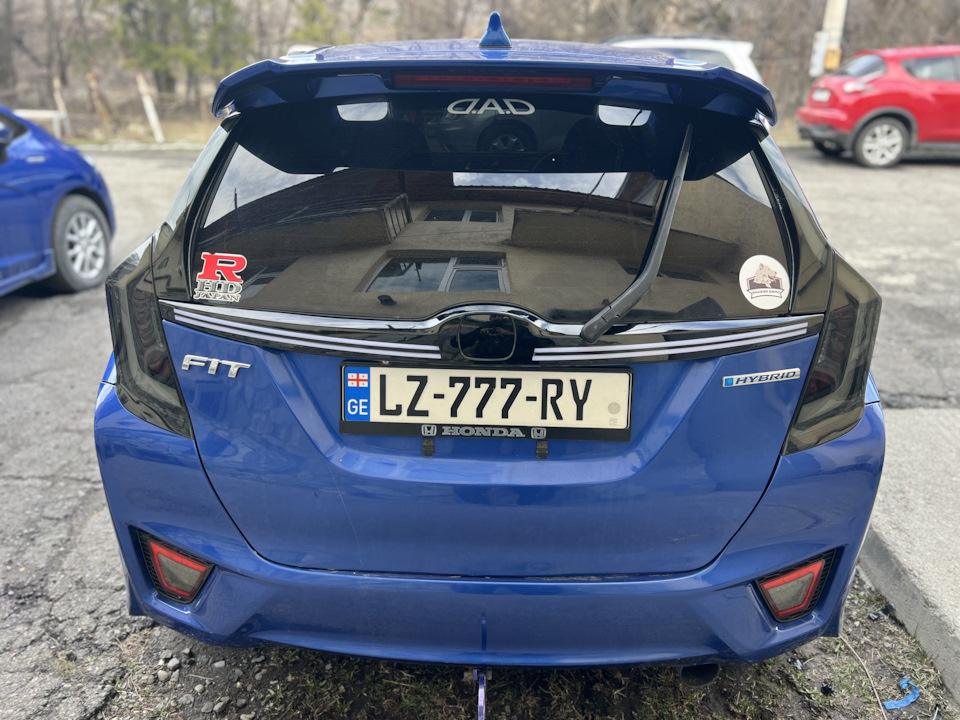 замена задних фонарей — Honda Fit (3G), 1,5 л, 2014 года | тюнинг | DRIVE2