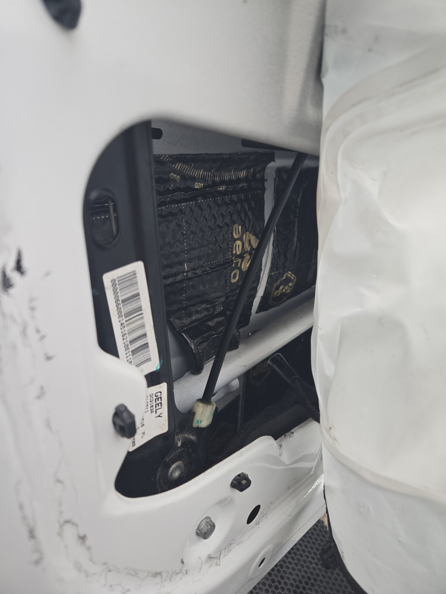 Опять 25, или снова тормоза — Geely Atlas (1G), 1,8 л, 2019 года | своими руками | DRIVE2