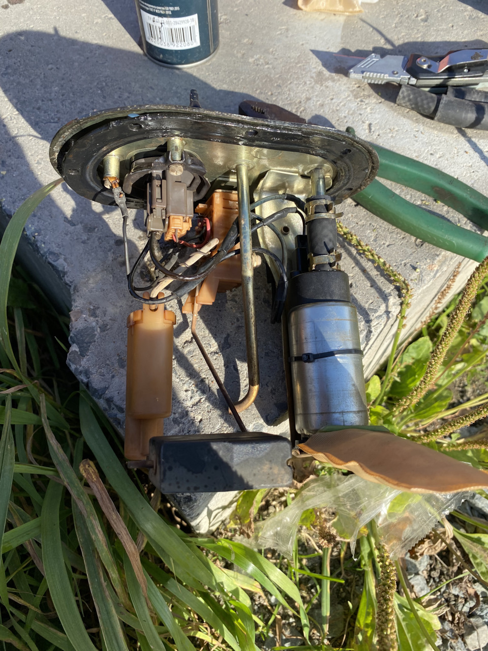 Замена бензонасоса — Toyota Camry (V30), 1,8 л, 1991 года | поломка ...