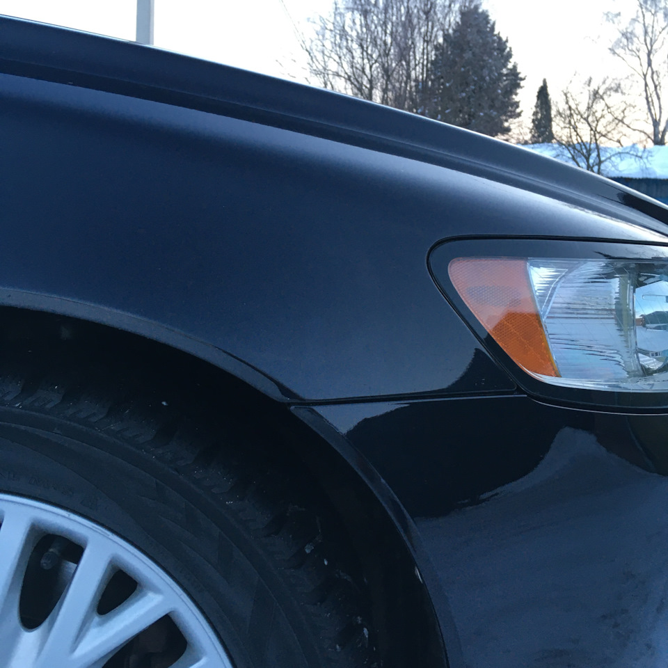 Volvo S40 II. Замена переднего правого крыла… — Volvo S40 (2G), 2,4 л ...