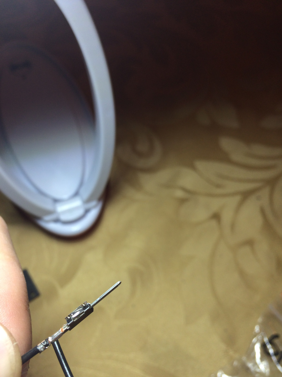 61130005198 Контактный штырь BMW | Запчасти на DRIVE2