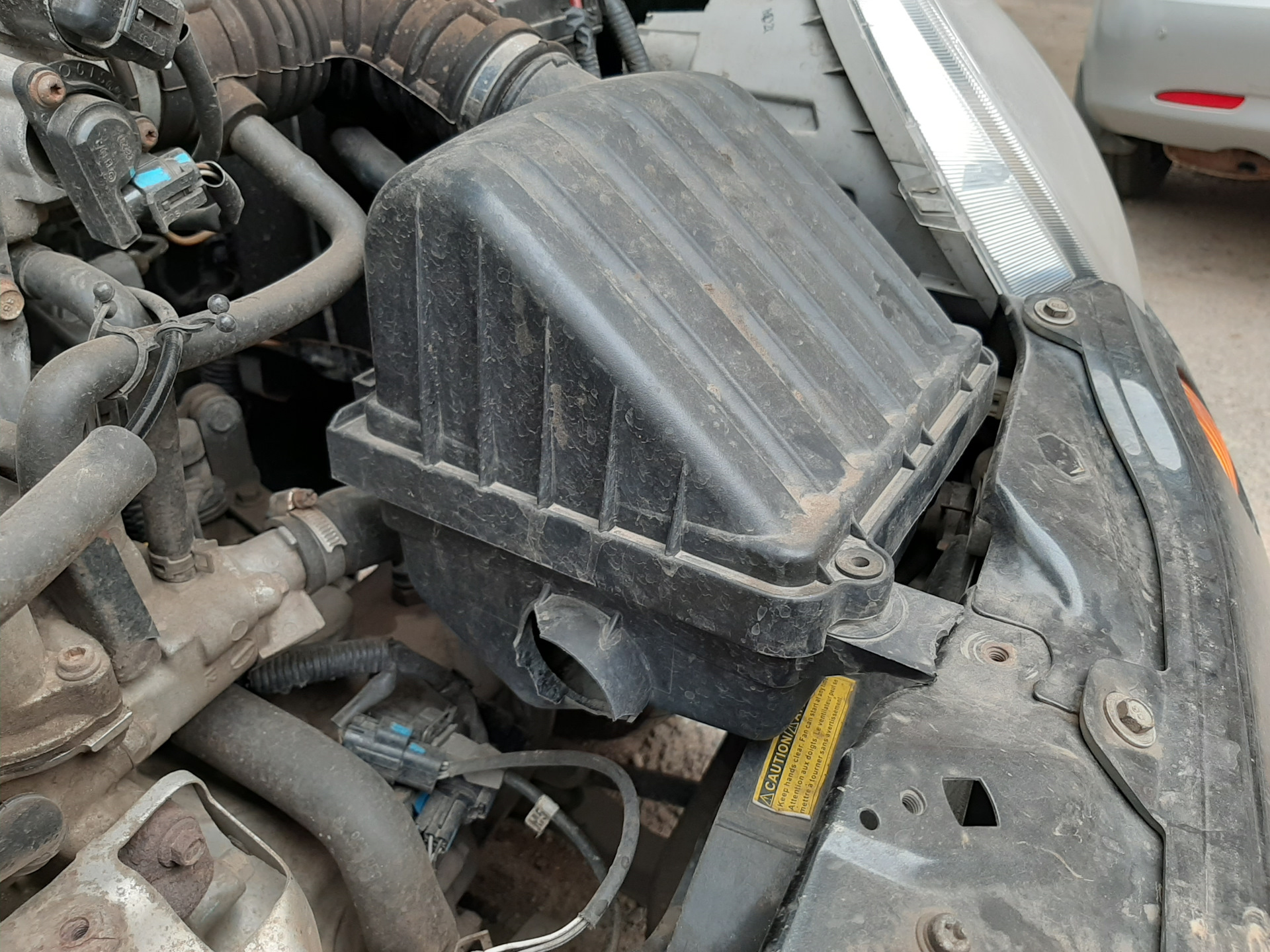 новый воздушный фильтр и корпус фильтра — Daewoo Matiz (M100/M150), 0,8 ...