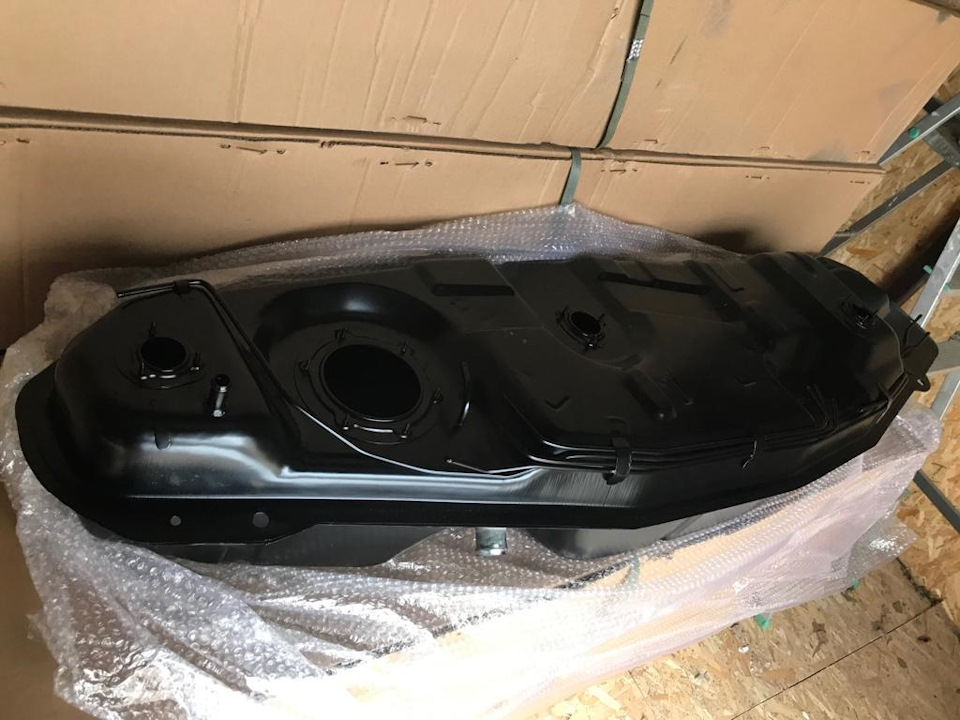 1700A404 БЕНЗОБАК (3.0/3.5/3.8 НЕ GDI) PAJERO III/PAJERO IV Mitsubishi ...