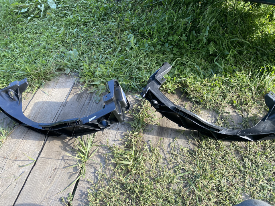 Кронштейны фар — BMW 1 series (E81/E87), 1,6 л, 2011 года | запчасти ...