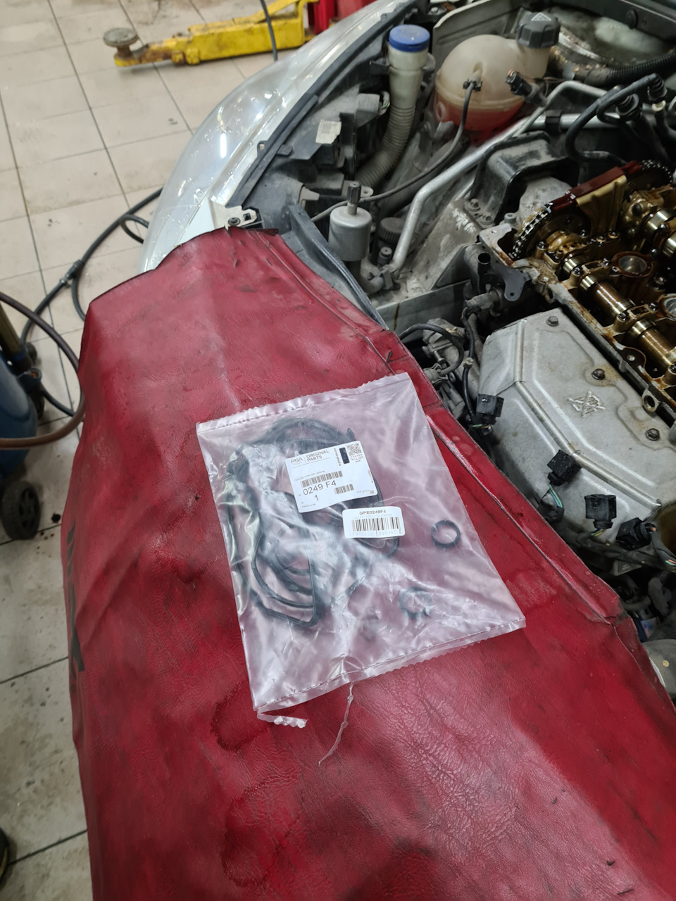 0249F4 Прокладка клапанной крышки PSA 1.6 16V EP6 Peugeot Citroen ...