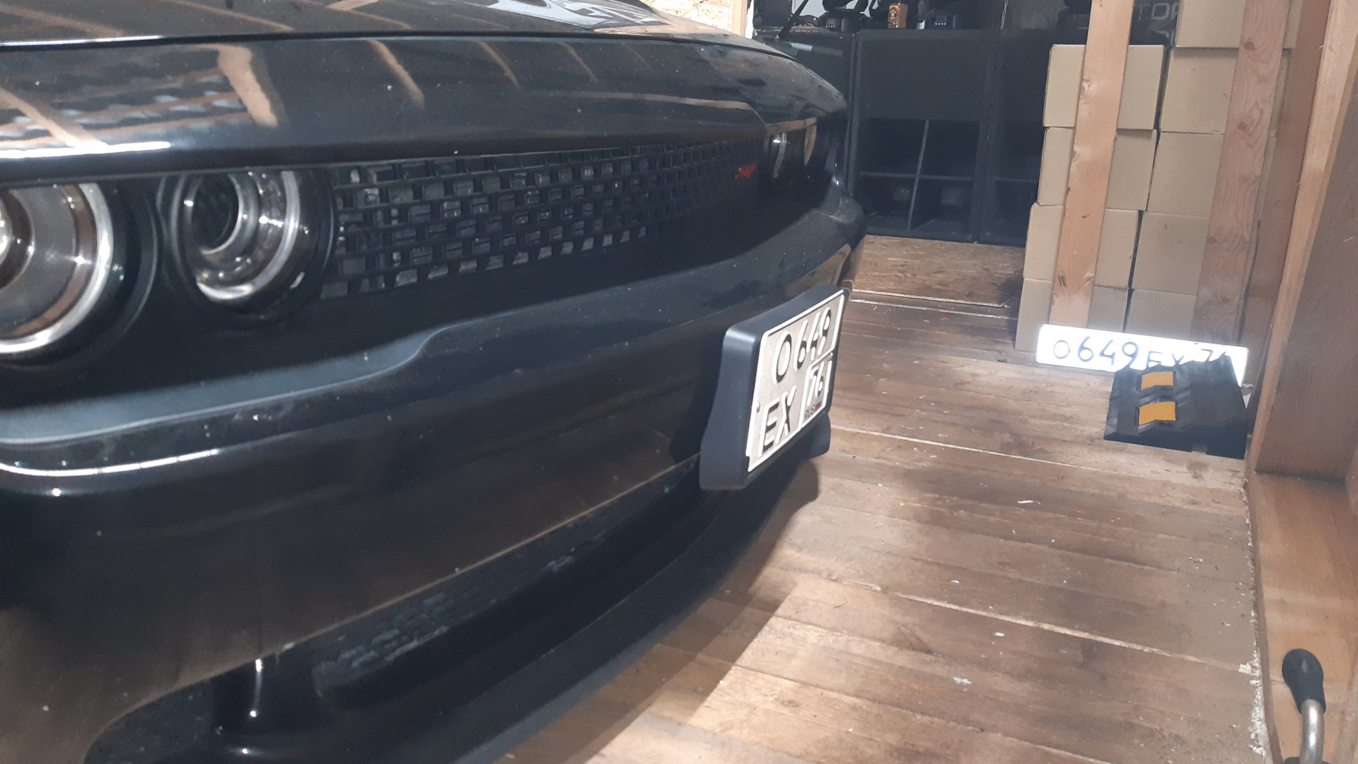 Dodge Challenger 6.4 бензиновый 2018 | HellBee на DRIVE2