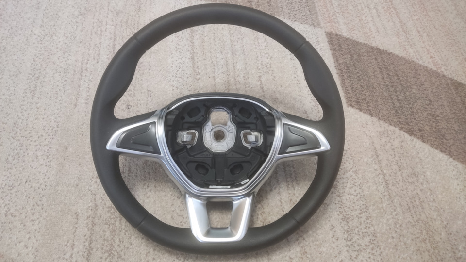 Руль логан 2 рестайлинг — Renault Logan (1G), 1,6 л, 2010 года ...