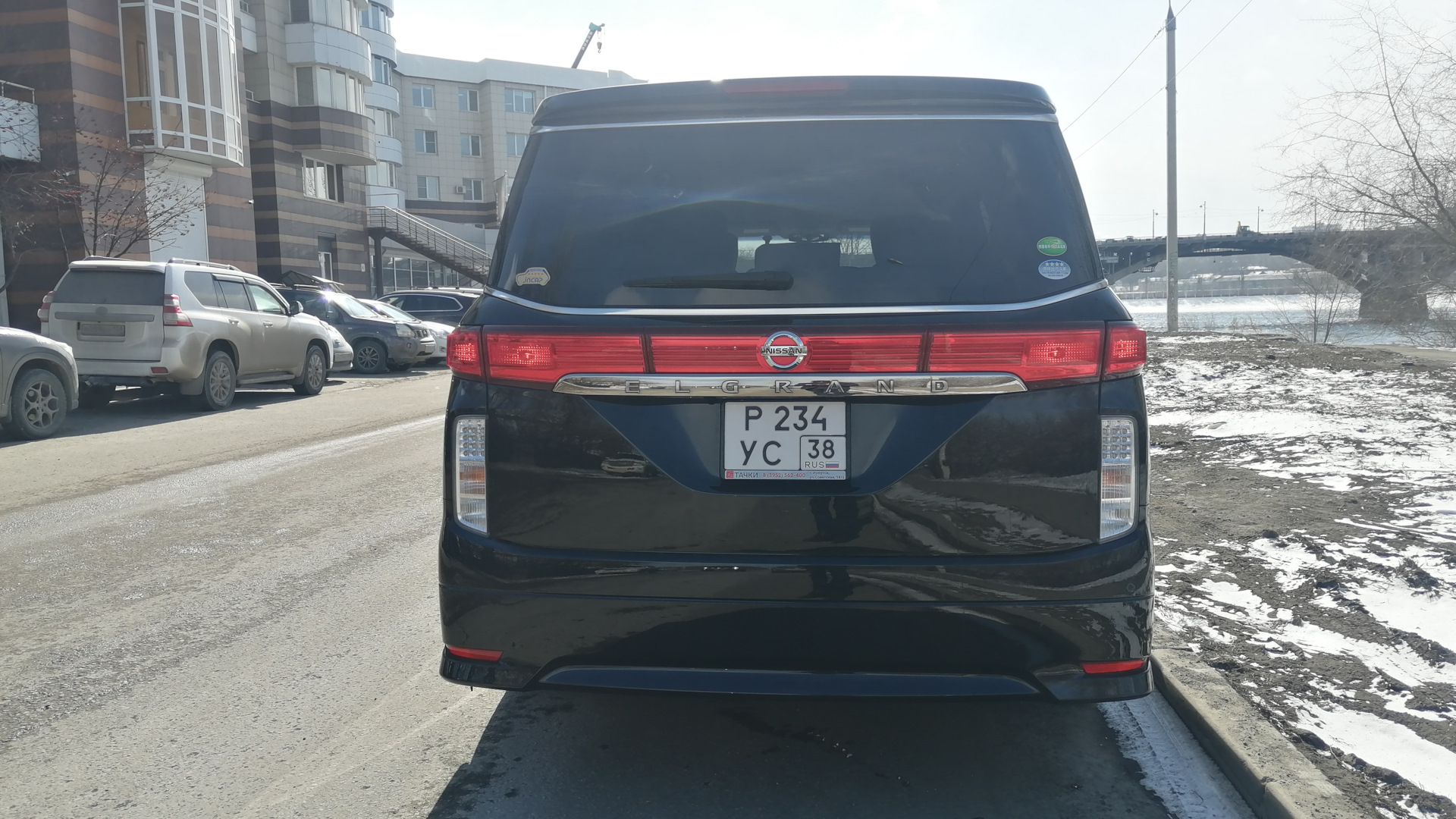 Nissan Elgrand (E52) 2.5 бензиновый 2017 | Круизный лайнер - II на DRIVE2