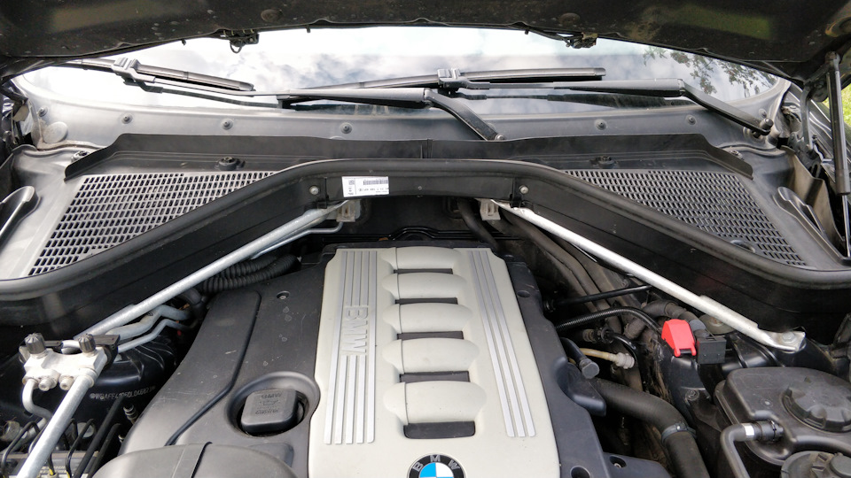 Перегородки моторки — BMW X5 (E70), 3 л, 2007 года | своими руками | DRIVE2
