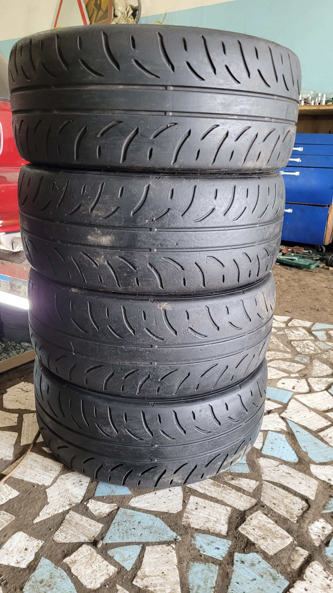 Резина на лето Dunlop Direzza Z3 — Subaru B4 (BL), 2 л, 2004 года ...