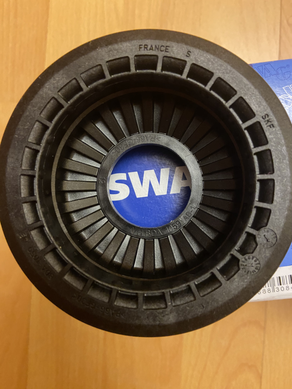 Замена передних амортизаторов и колодок — Ford Kuga (2G), 2,5 л, 2015 ...