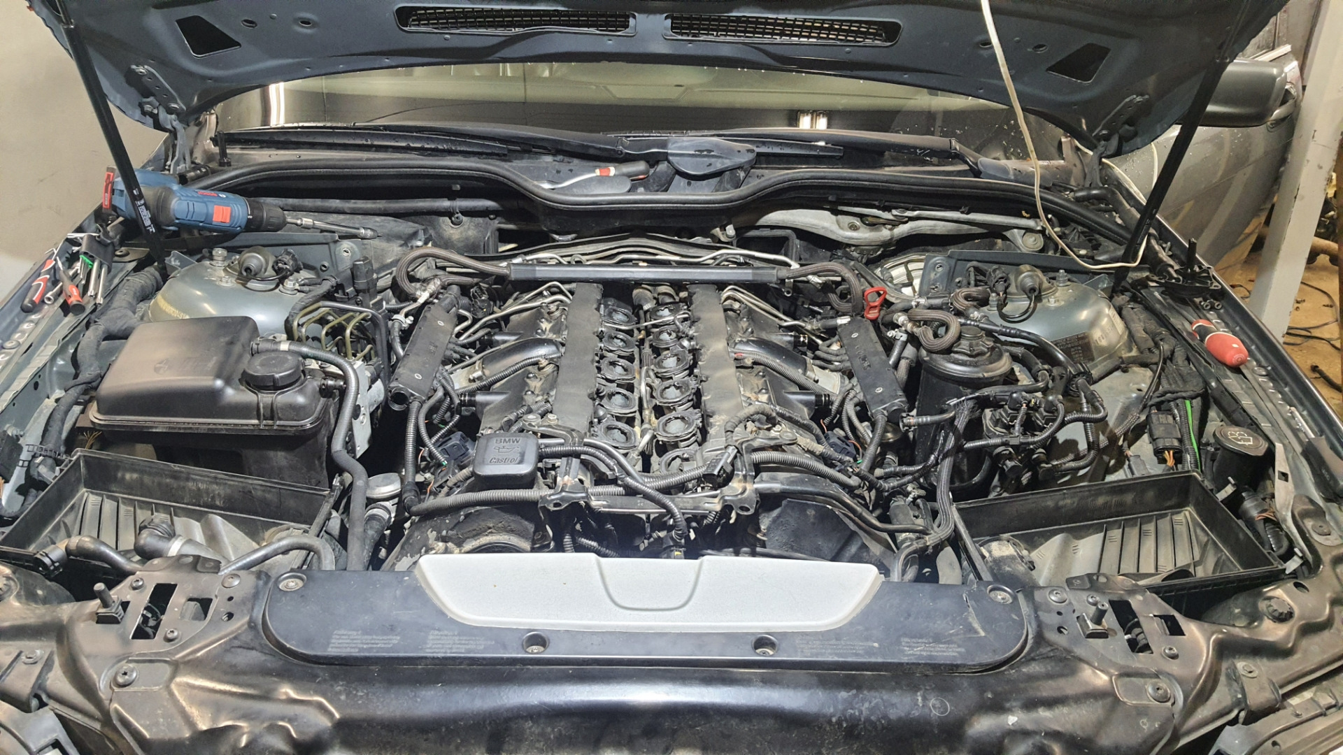 Первые вложения, замена свечей и катушек зажигания — BMW 7 series (E65 ...