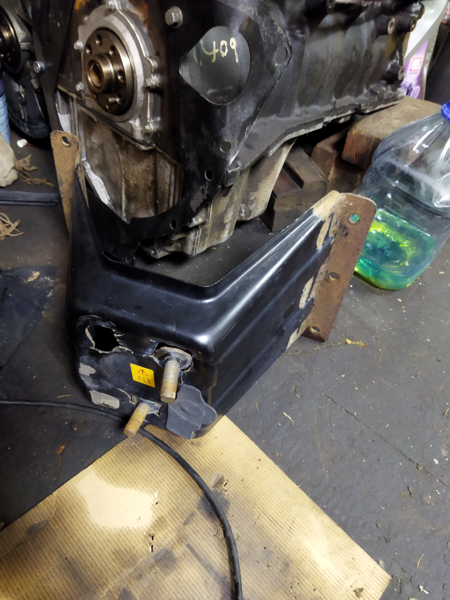 Усиленный кронштейн запаски от anderson-81 — Land Rover Discovery II, 2 ...