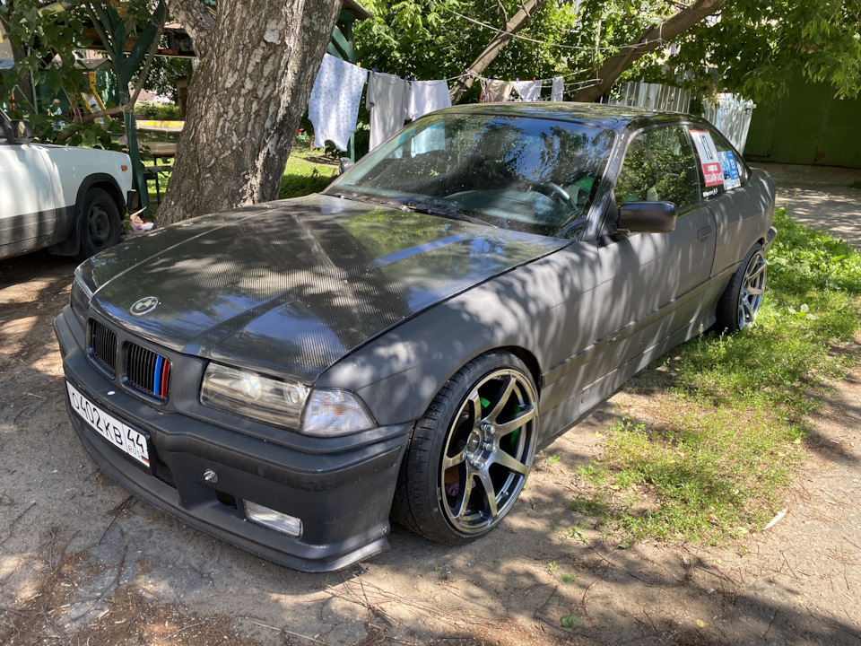 9.5Jx18 ET30 + 225/35 R18 — BMW 3 series Coupe (E36), 1,8 л, 1994 года ...