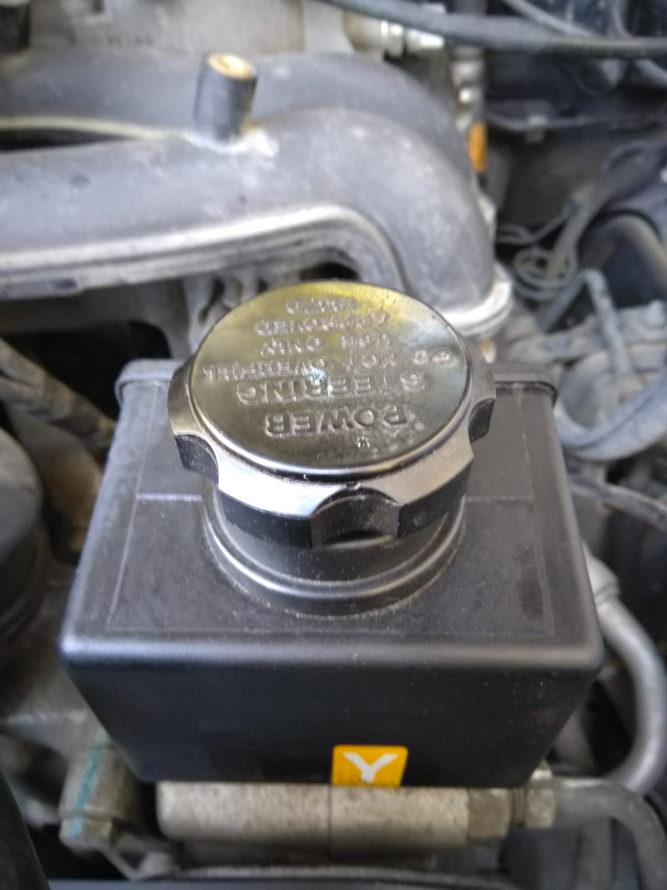 Замена масла в гуре и фильтра. — Mercedes-Benz C-Class (W202), 2 л ...