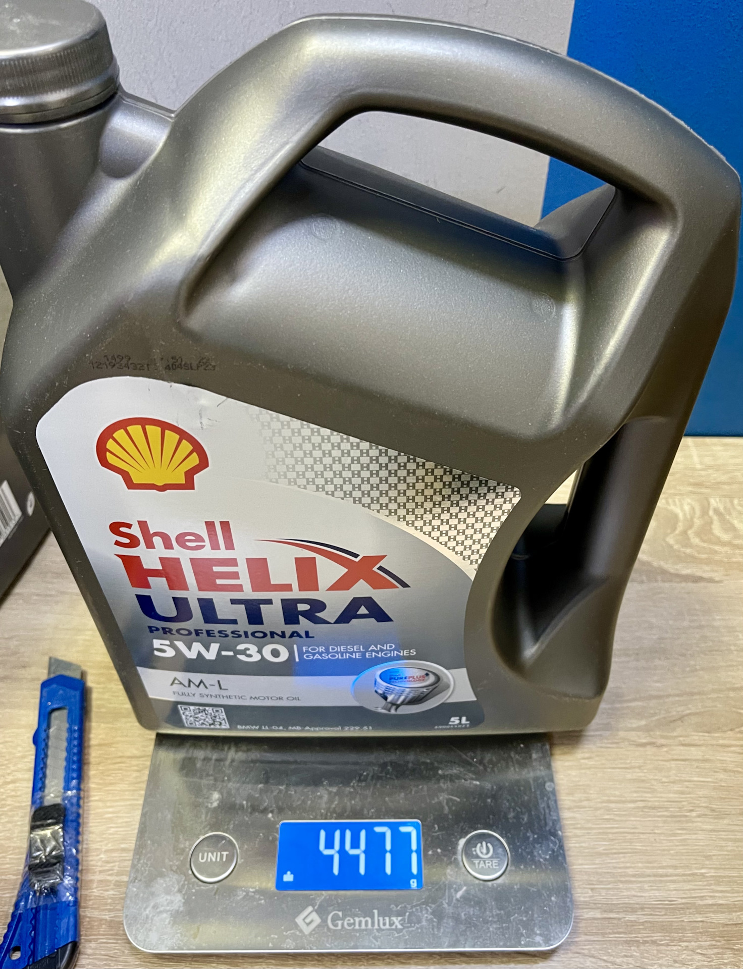 Shell helix ultra professional AM-L — BMW 3 series (F30), 2 л, 2018 года | плановое ТО | DRIVE2